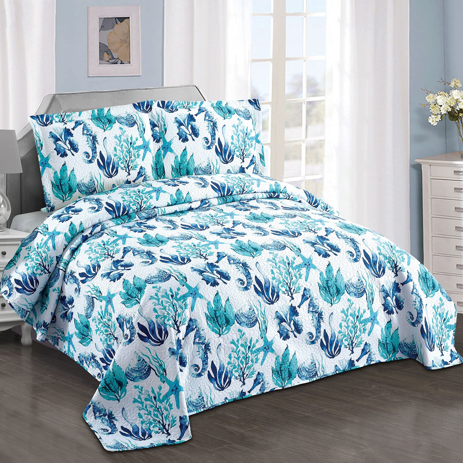 3-Piece Green Seascape Lightweight Quilt Set,Beach Ocean Themed ...