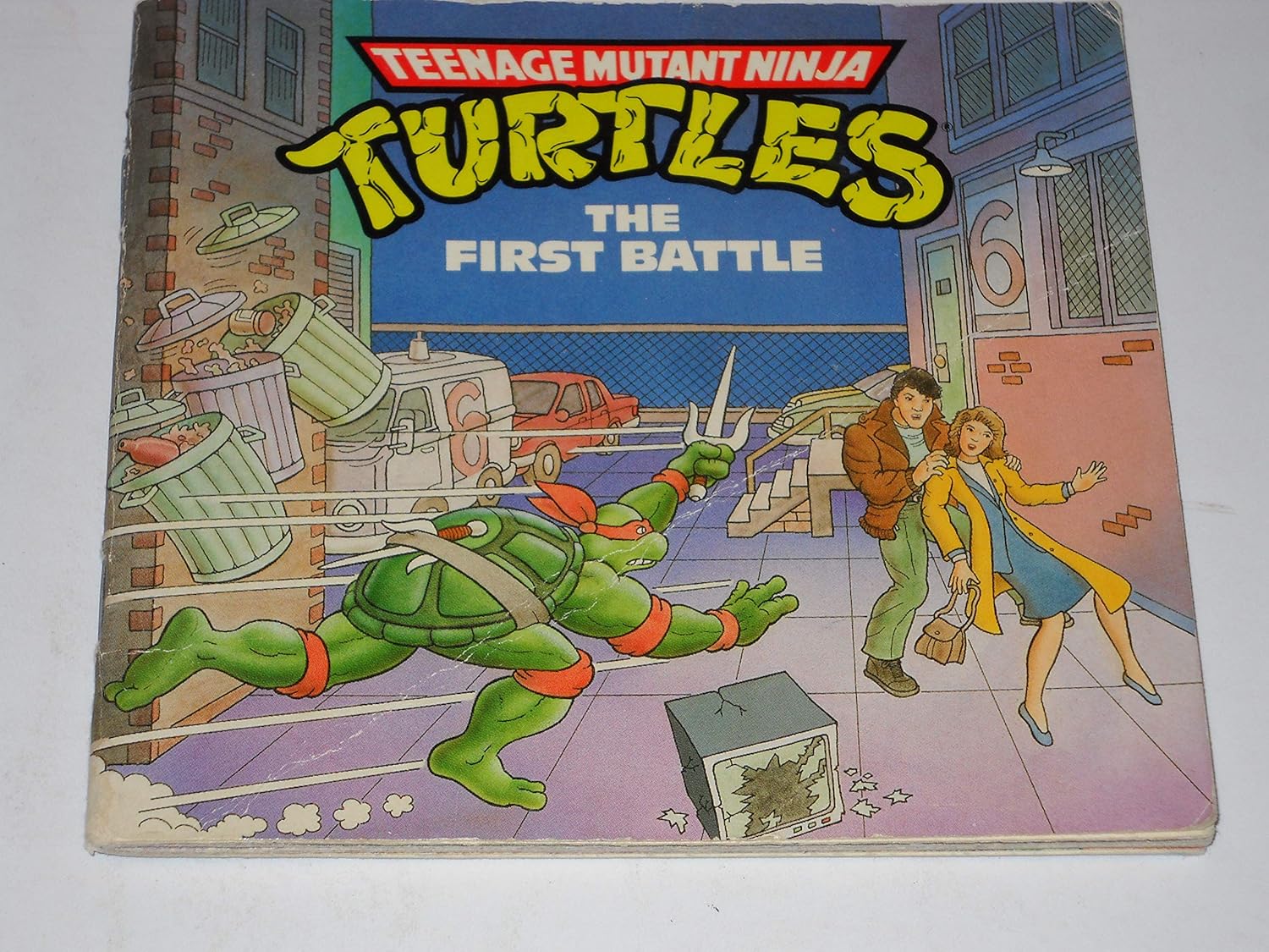 Teenage Mutant Ninja Turtles; The First Battle (Teenage Mutant Ninja ...