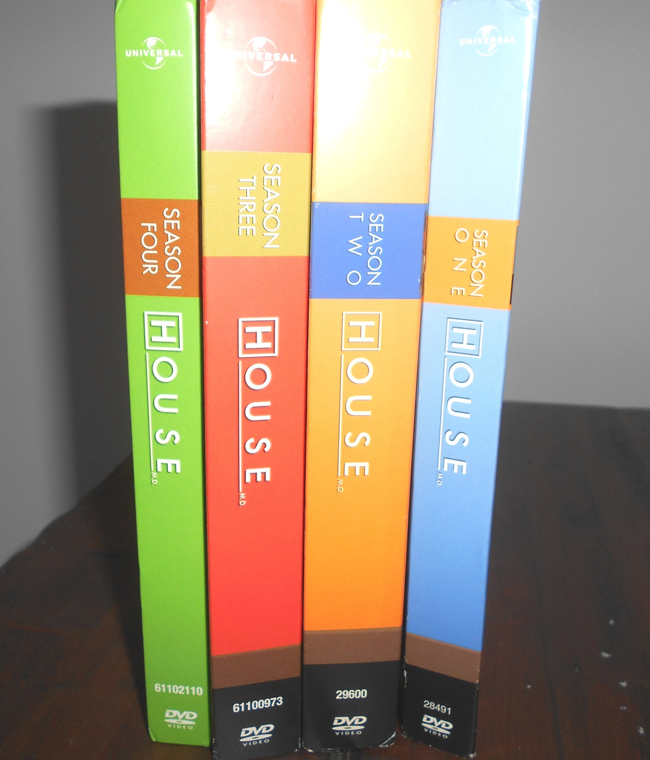Amazon.com: House M.D. Complete Seasons 1-4 DVD Boxed Set : Movies & TV