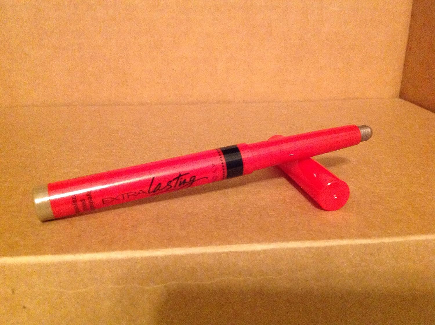 Amazon.com : Avon Extra Lasting Eyeshadow Pencil Crystal Taupe : Eye ...