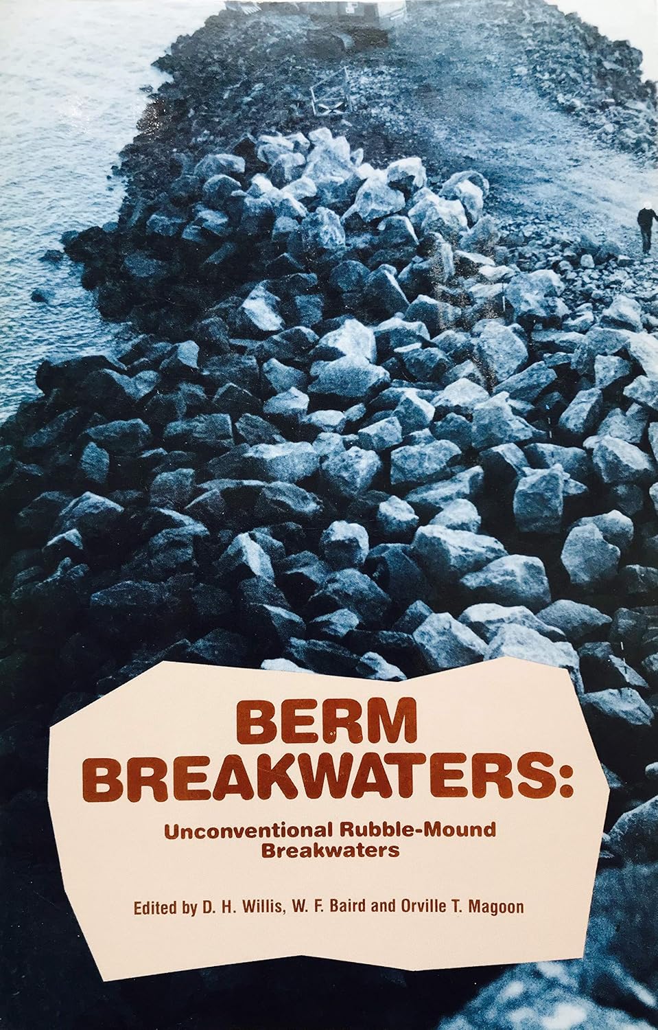 Amazon | Berm Breakwaters: Unconventional Rubble Mound Break Waters ...