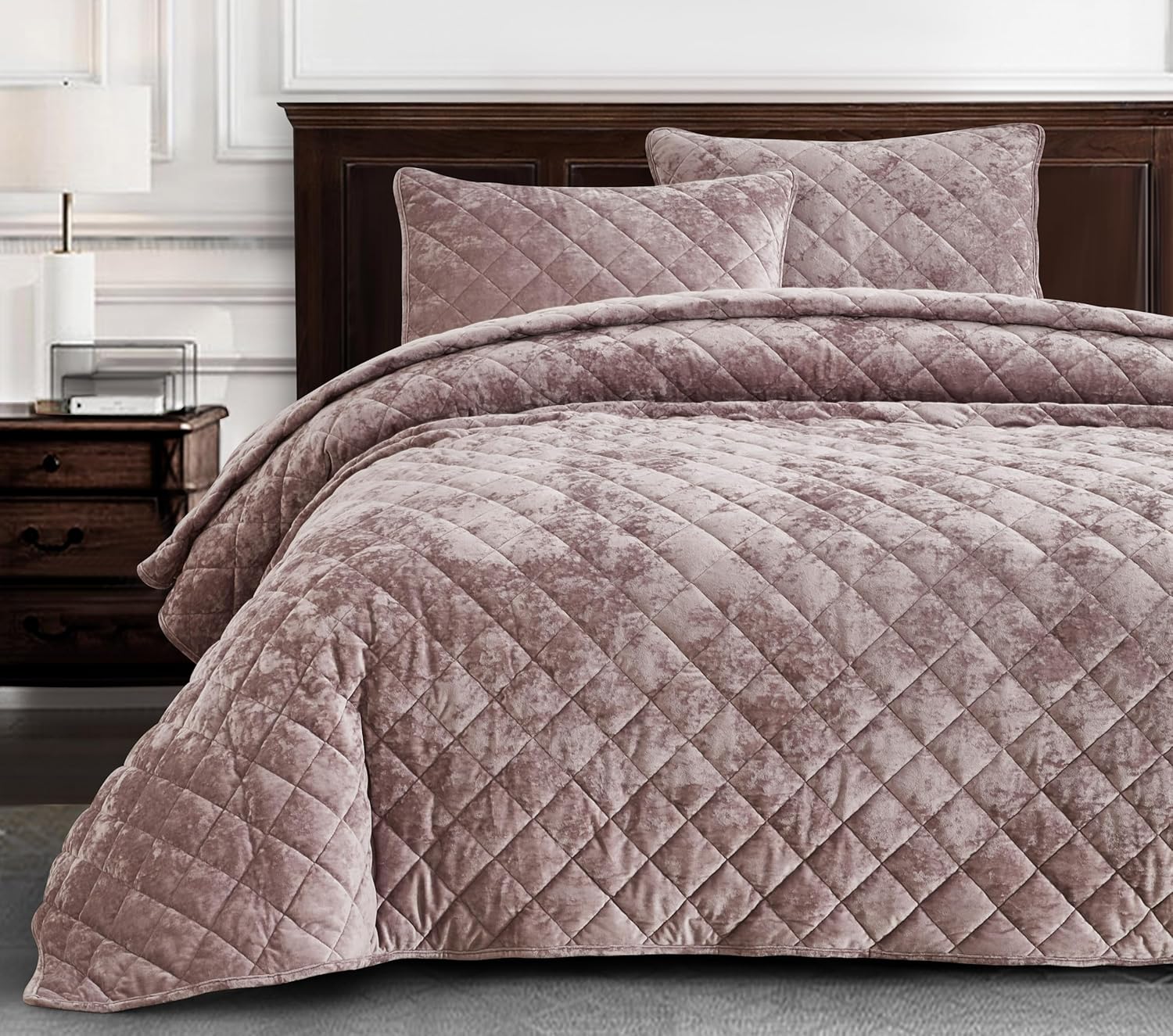 Amazon.com: Chezmoi Collection Lux Dusty Pink Velvet Quilt Oversized ...