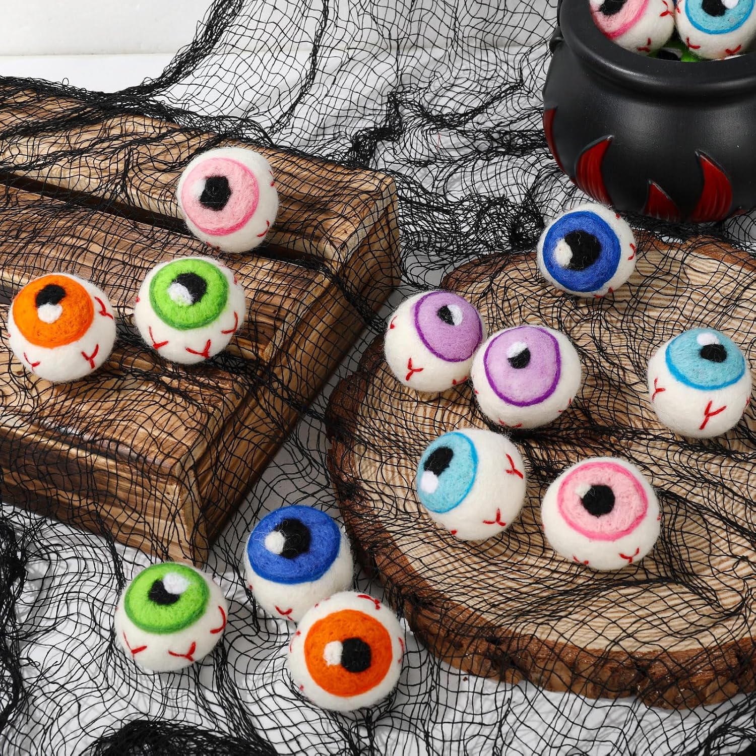 Amazon.com: Whaline 18Pcs Halloween Decorations Wool Felt Eyeballs 6 ...