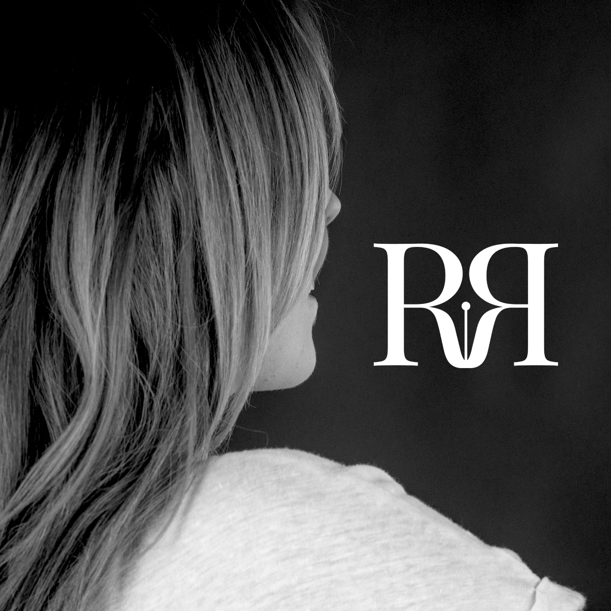 Amazon.com: Reina Rose: books, biography, latest update