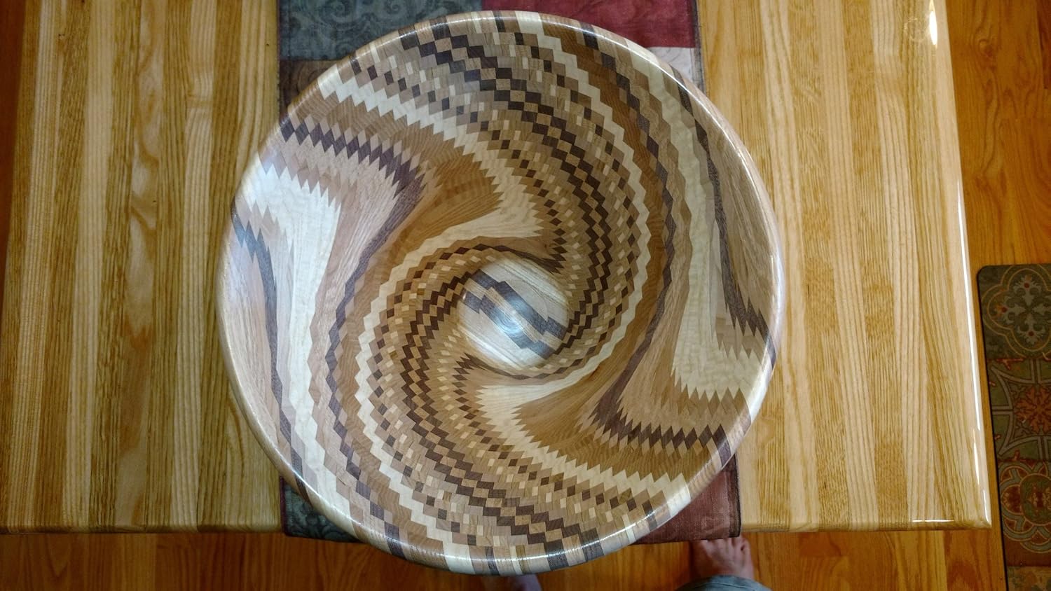 Amazon.com: Handcrafted Segmented "Dizzy" bowl B309 : Handmade Products