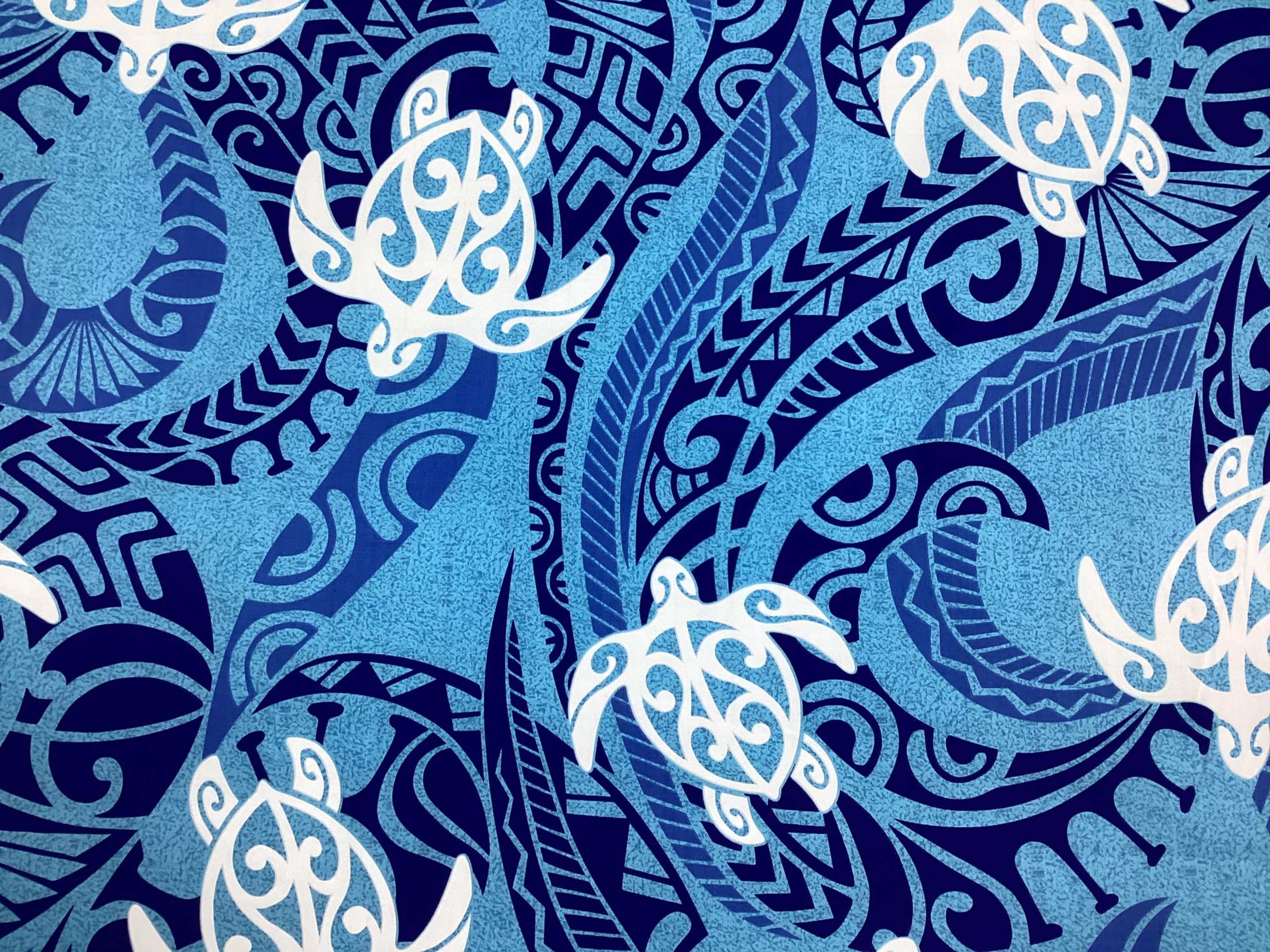 Amazon.com: Originals by HITOMI Blue Background Hawaiian Tattoo with ...