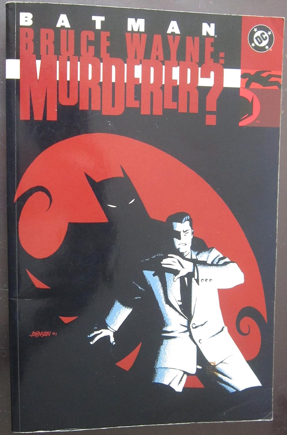 Amazon.com: Batman: Bruce Wayne Murderer?: 9781563899133: Rucka, Greg ...