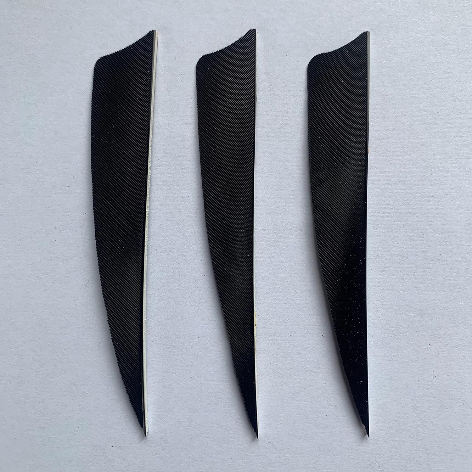 Amazon.com : ONTFIHS 100PCS 4inch Shield Archery Fletches Fletching ...