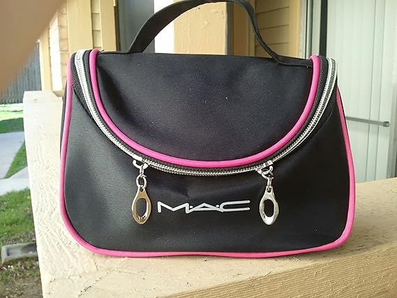 Amazon.com : MAC Cosmetics Black MakeUp Case MakeUp Bag : Beauty ...