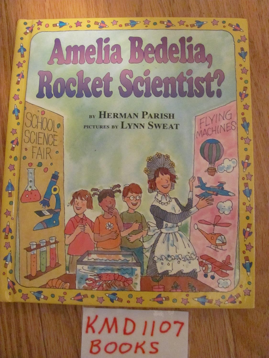 Amelia Bedelia, Rocket Scientist?: Herman Parish: 9780439799065: Amazon ...