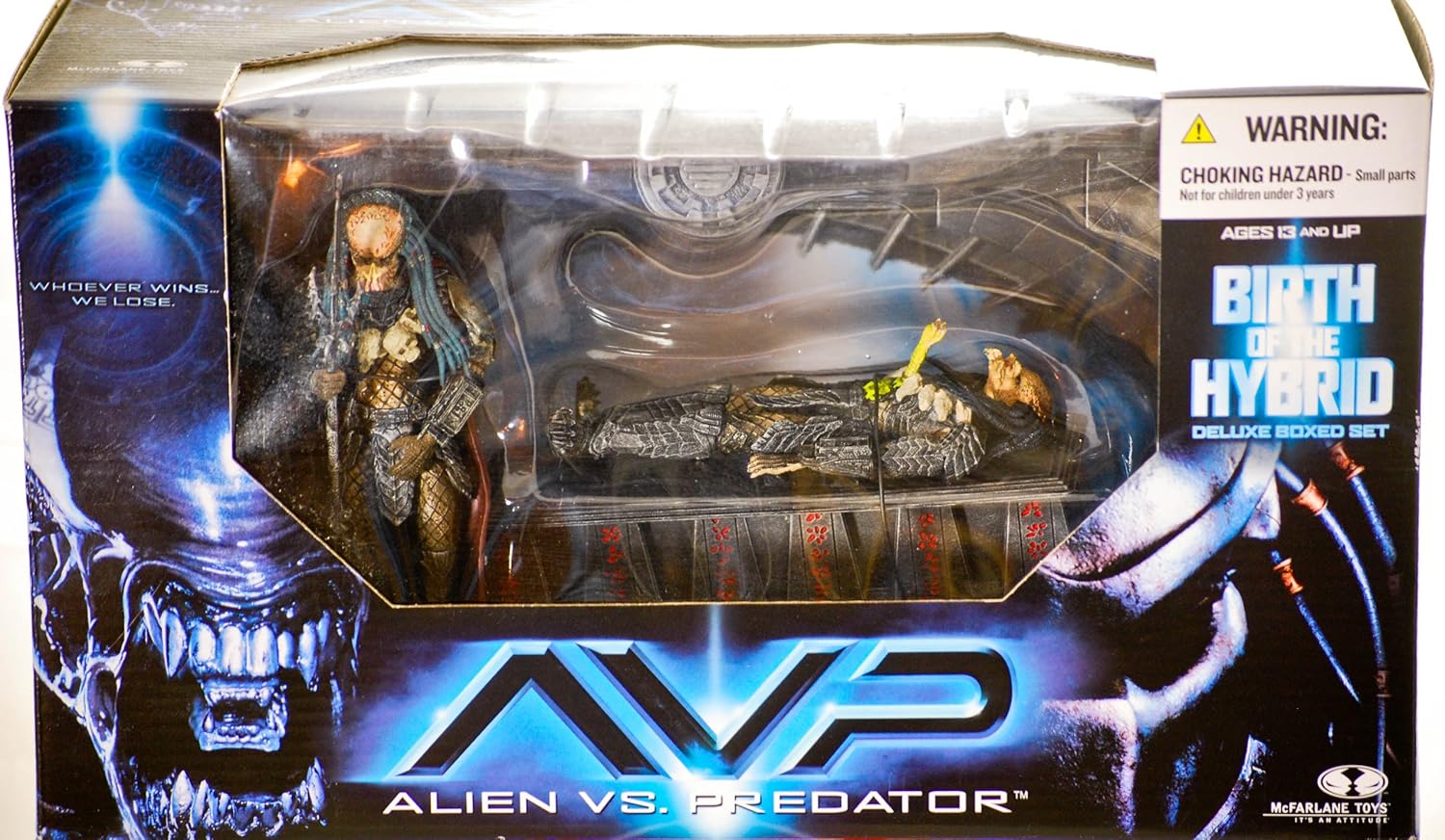 Amazon.com: T M P Intl Alien Vs. Predator Deluxe Box Set: Birth of The ...