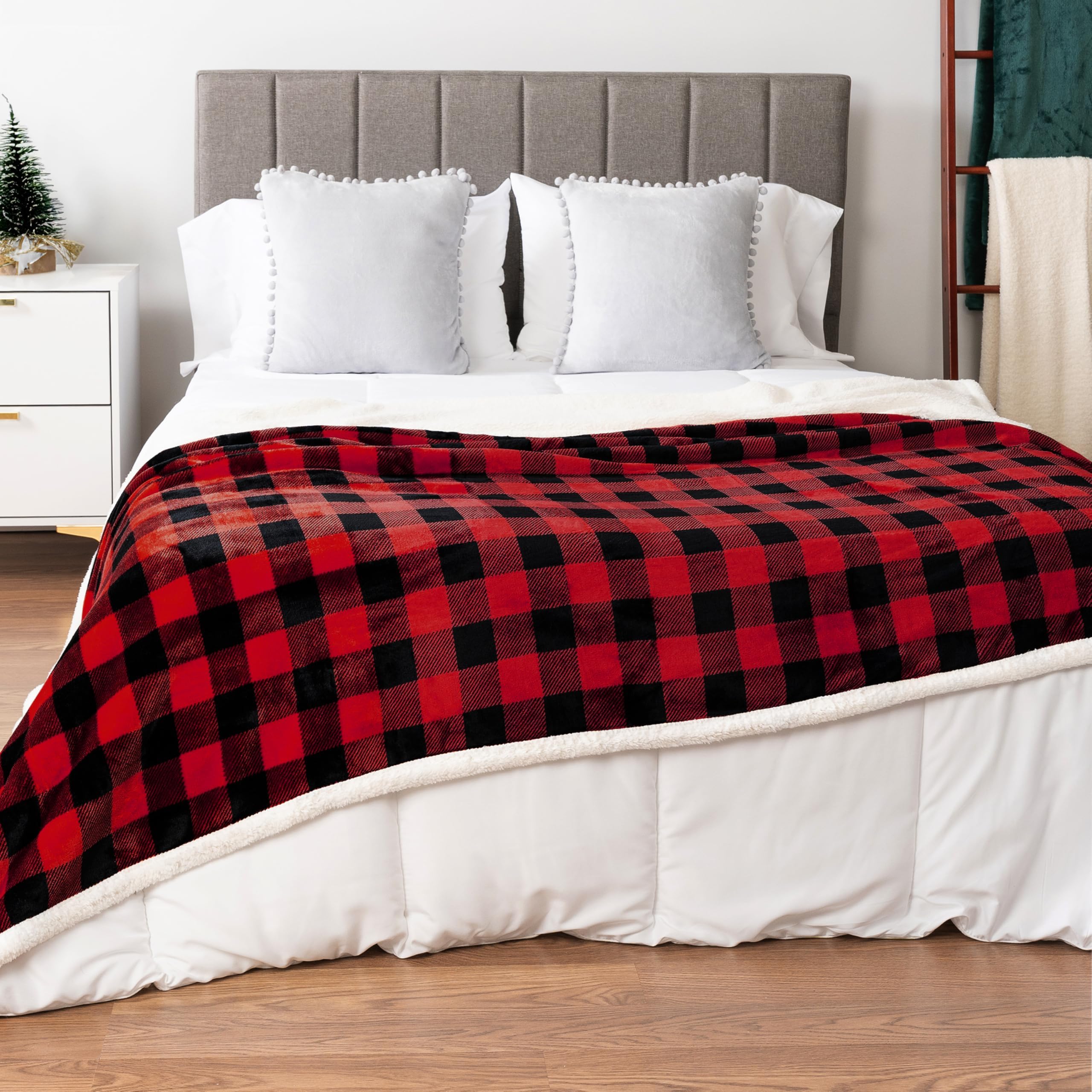 Amazon.com: Hudson Home Collection Men and Women Mink Blanket with ...