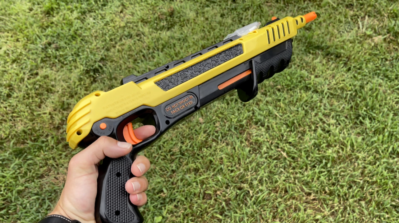 Watch Closer Look - Salt Gun for Flies on Amazon Live