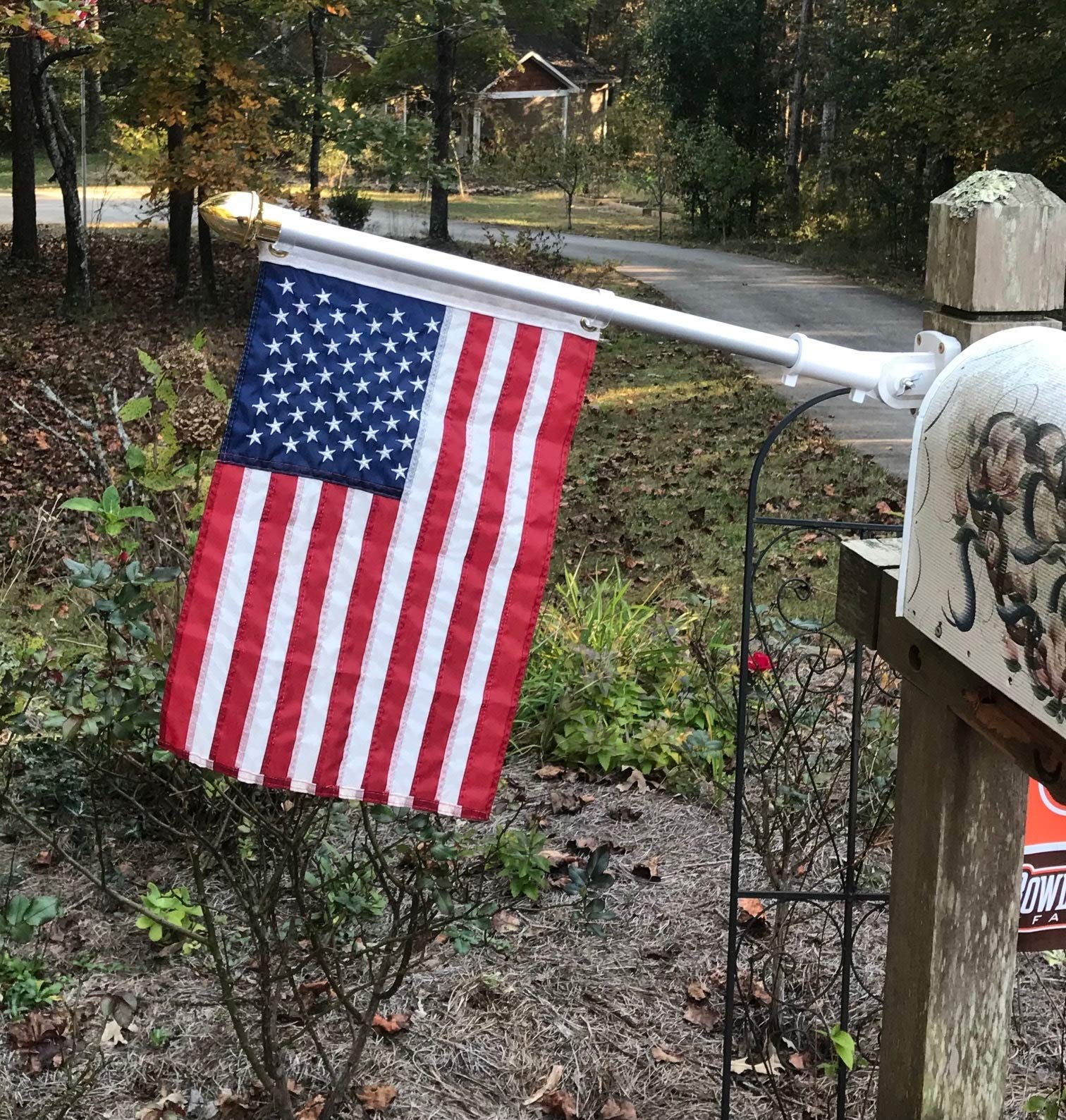 Amazon.com : American Flag Mailbox Post Flag, Flagpole and Bracket ...