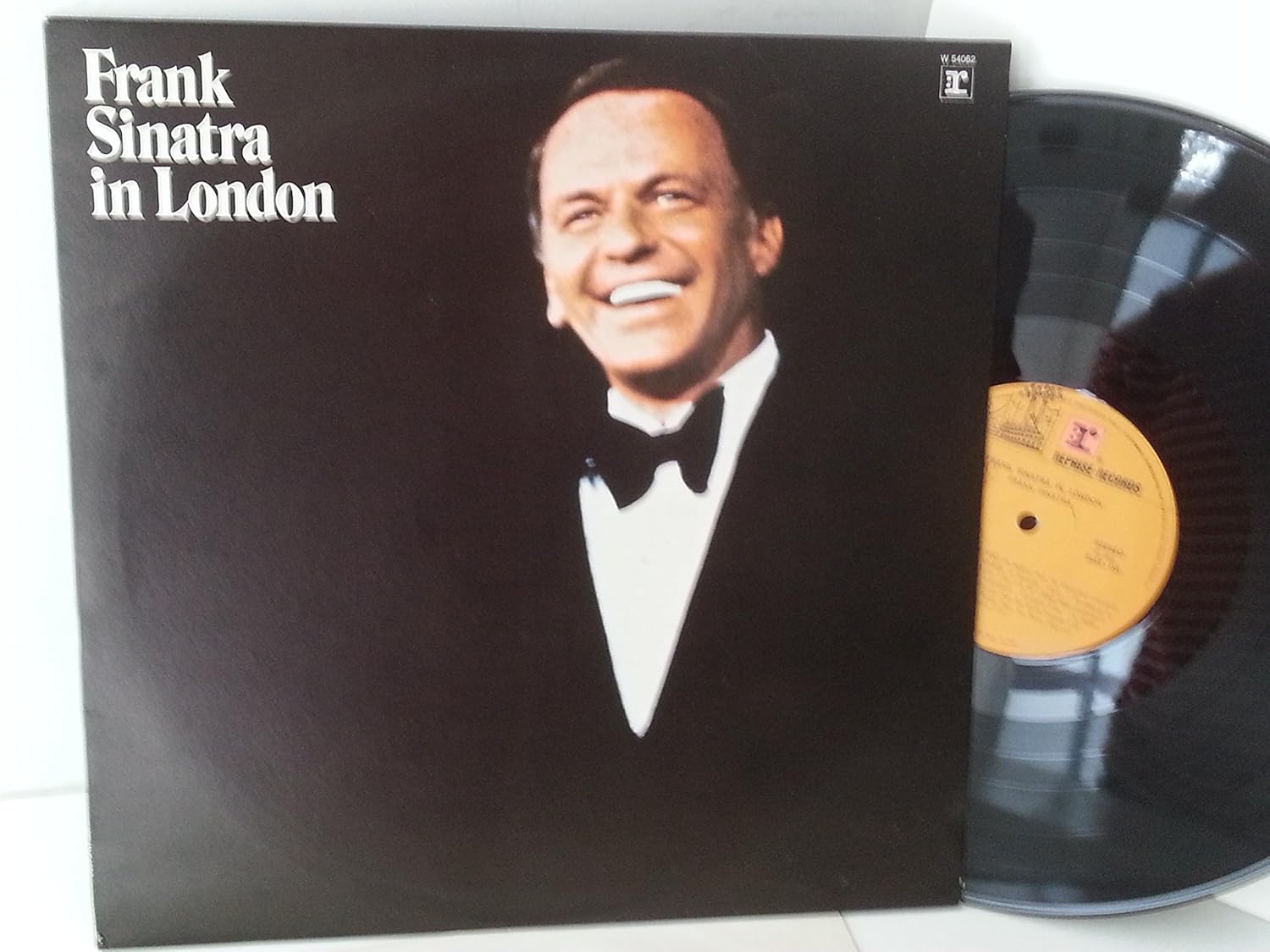FRANK SINATRA sinatra in london, W 54062 by FRANK SINATRA: Amazon.co.uk ...