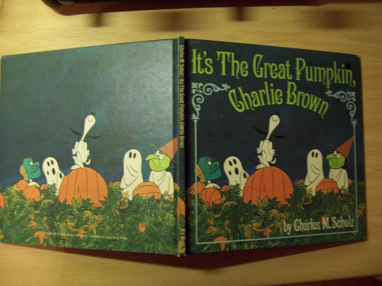 It's the Great Pumpkin, Charlie Brown: schulz, charles: 9780762425686 ...