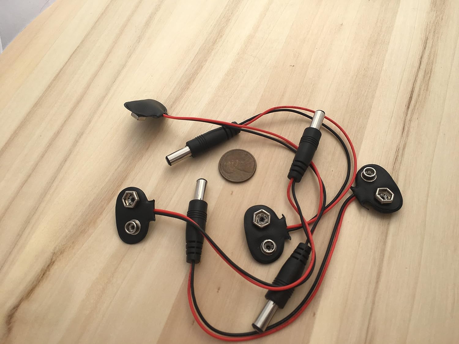 Amazon.com: 4 Pieces 9V 2.1 x 5.5mm Battery Snap Connector Clip Lead ...