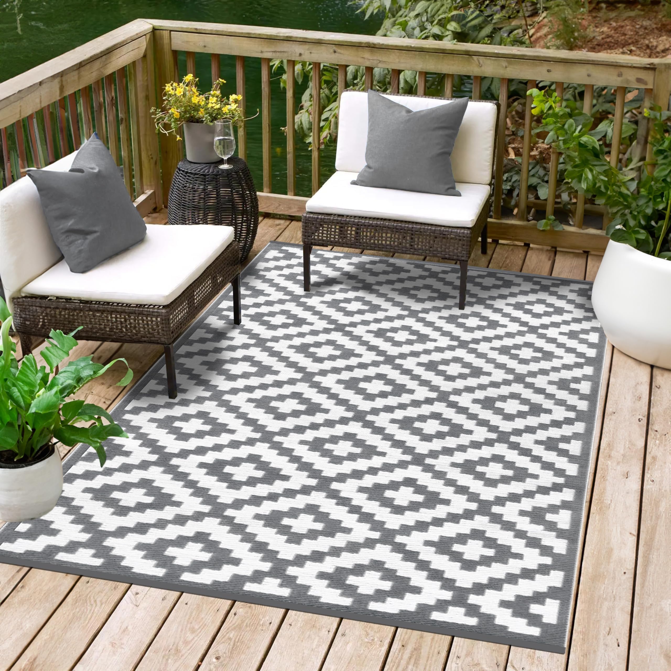 Five Star Gifts – 4x6 ft Outdoor Rug with Anti-Slip Grip Pads ...