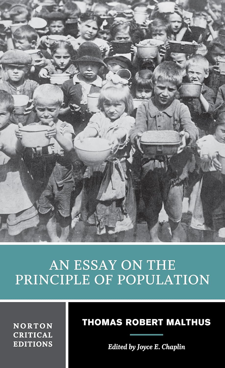 Amazon.com: An Essay on the Principle of Population: A Norton Critical ...