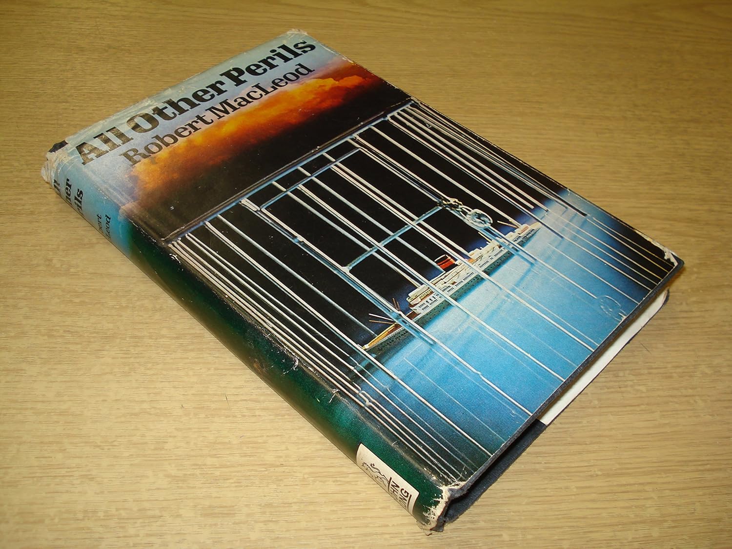 All other perils: MacLeod, Robert: 9780091214104: Amazon.com: Books