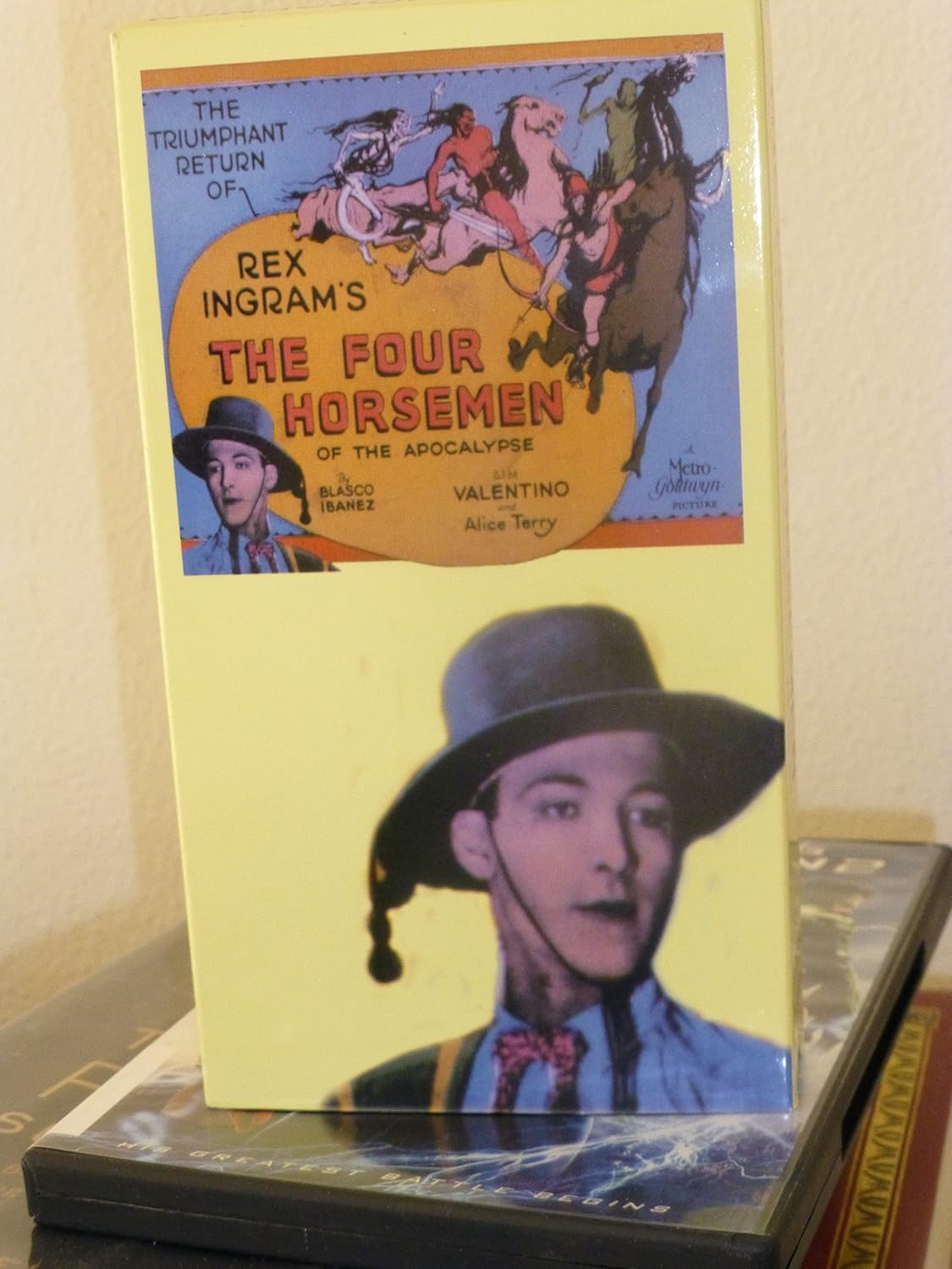 Amazon.com: Four Horsemen of the Apocalypse [VHS] : Rudolph Valentino ...