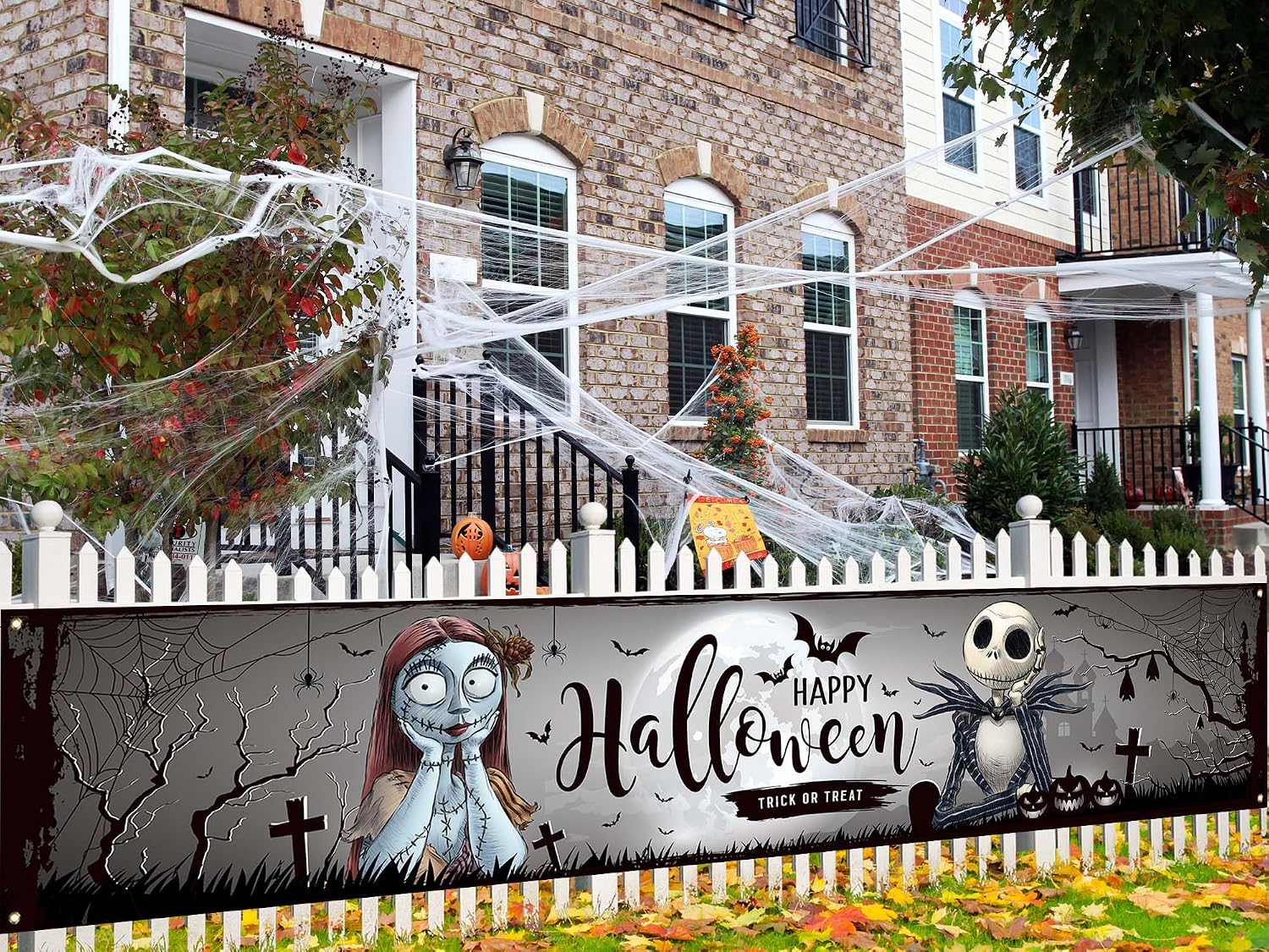 Amazon.com: Gothic Skull Fence Banner for Halloween Home Party - Jack ...