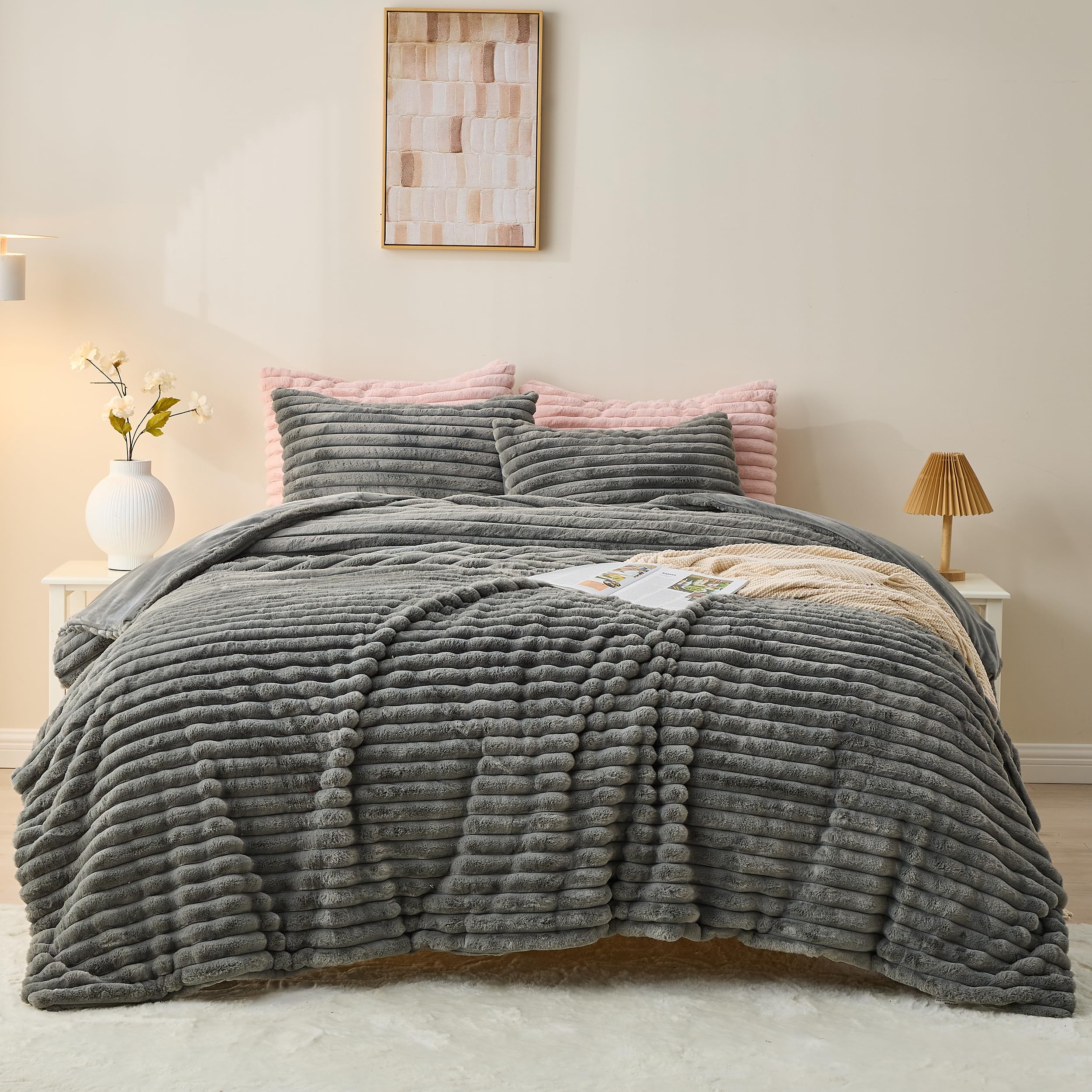 Amazon.com: Simple&Opulence Fluffy Faux Fur Comforter Set, Plush Fuzzy ...