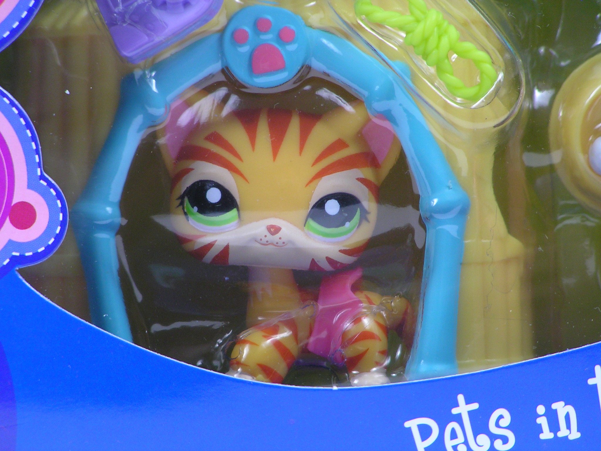 Littlest Pet Shop Tiger Cat