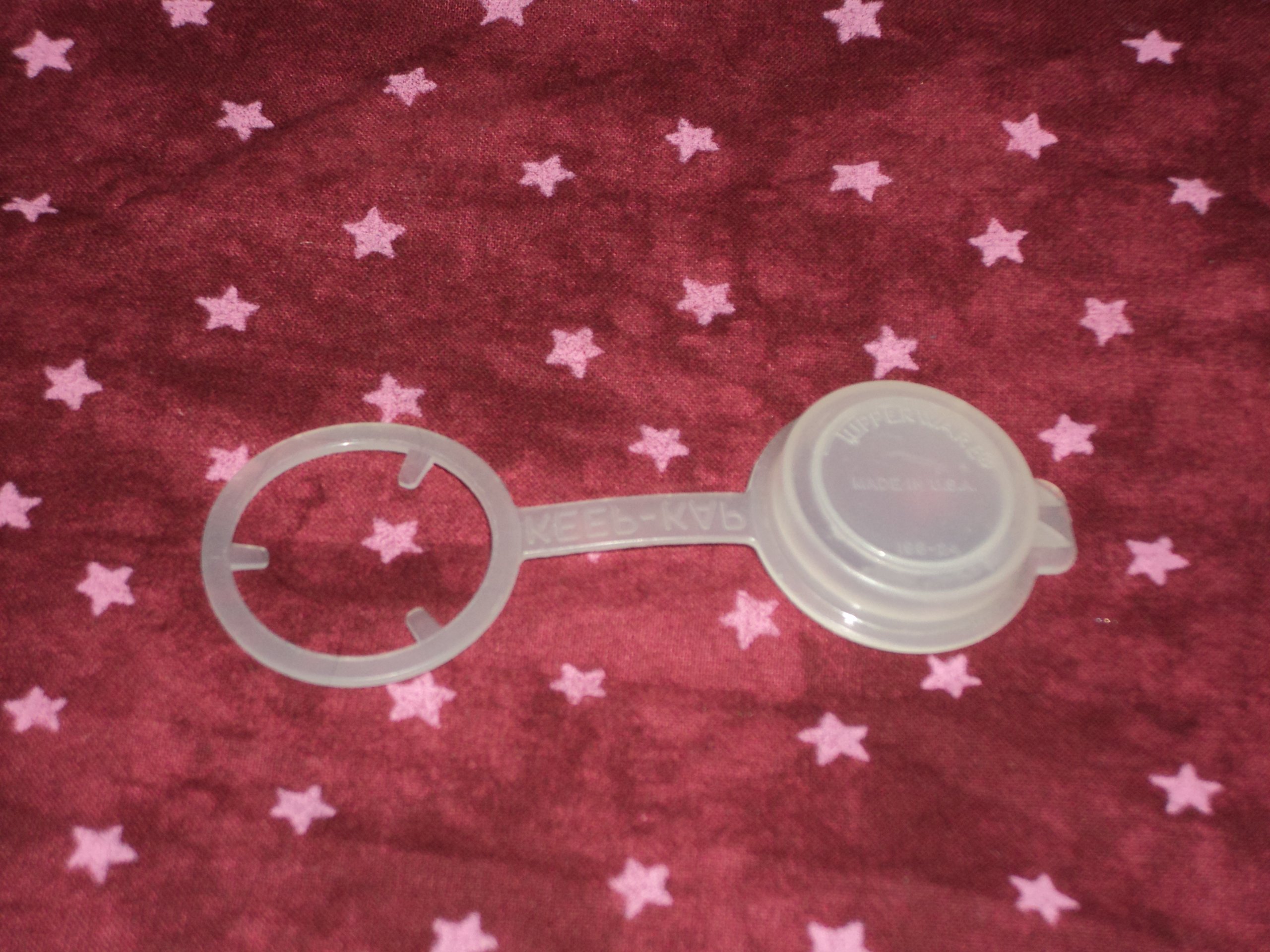 Amazon.com: Tupperware Keep-Kap - Bottle topper : Home & Kitchen