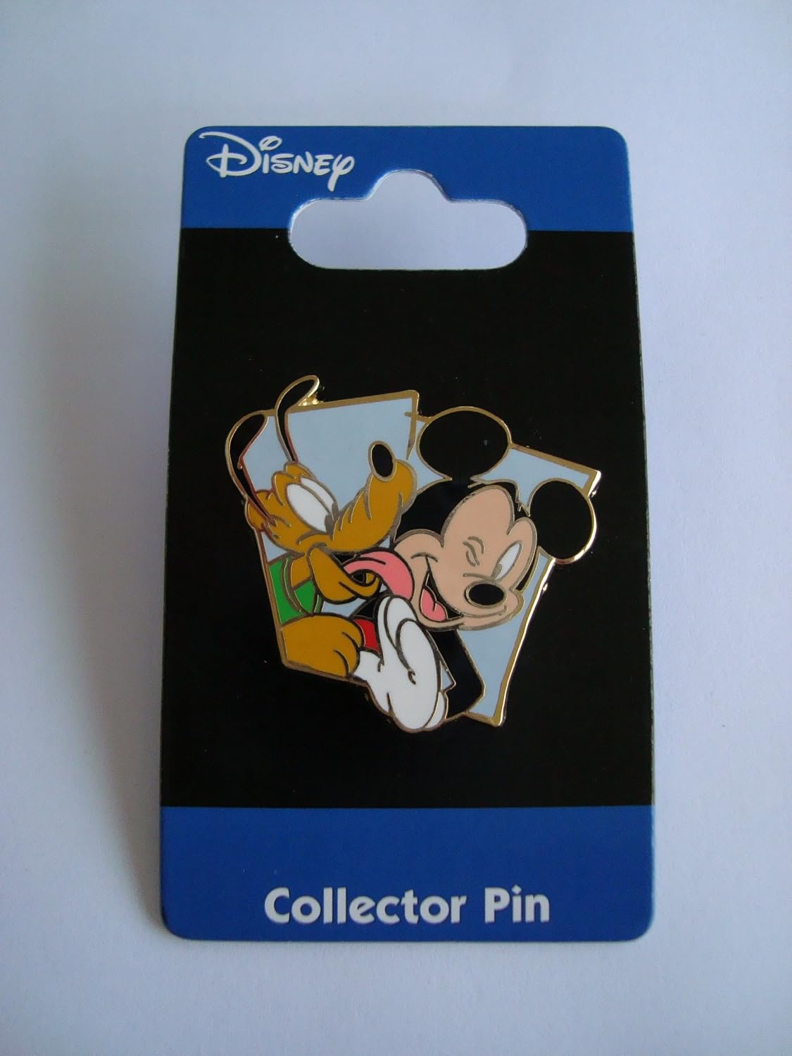 Amazon.com: Disney Mickey Mouse & Pluto - Pluto Kissing Mickey ...