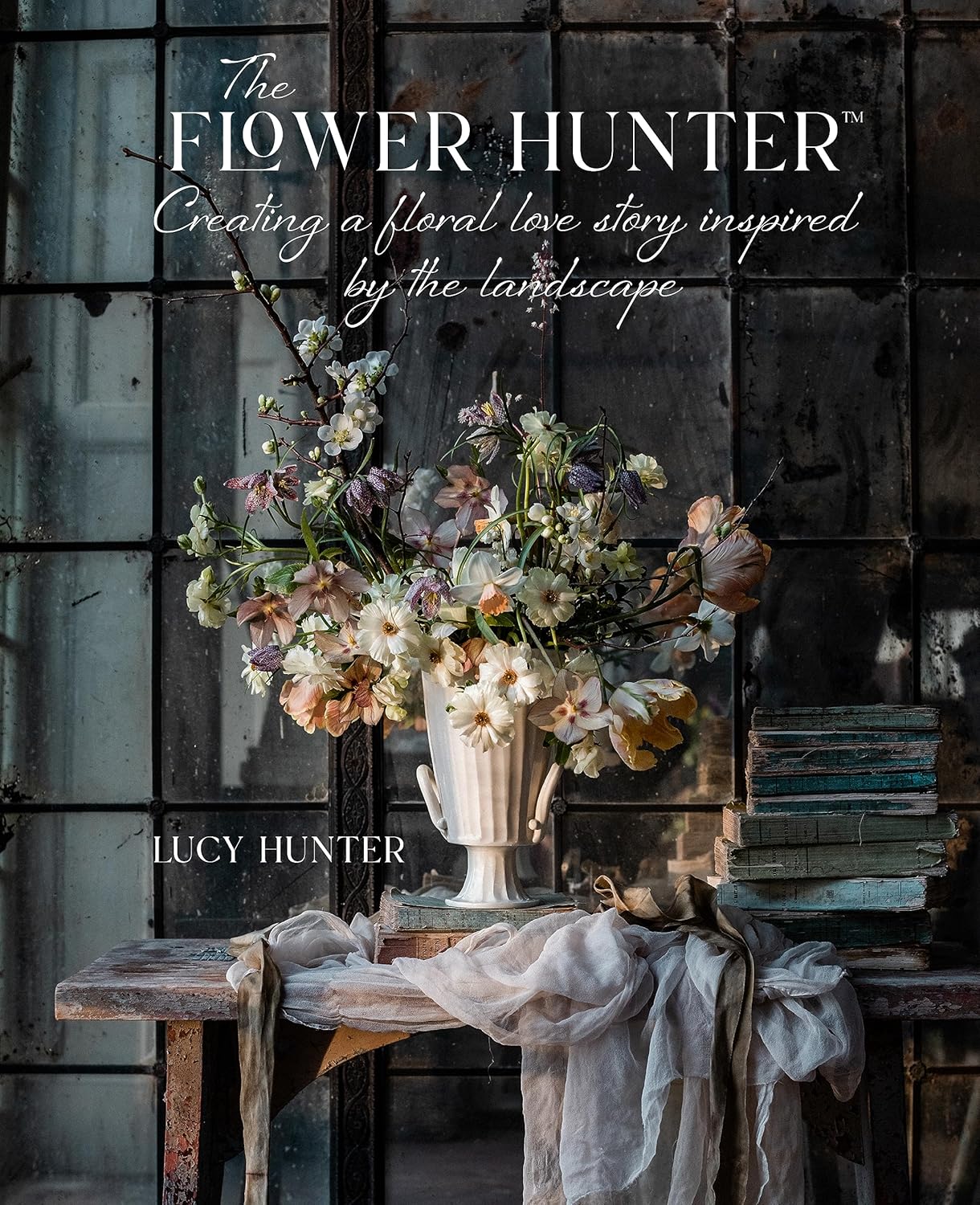 Amazon | The Flower Hunter: Creating a Floral Love Story Inspired by ...
