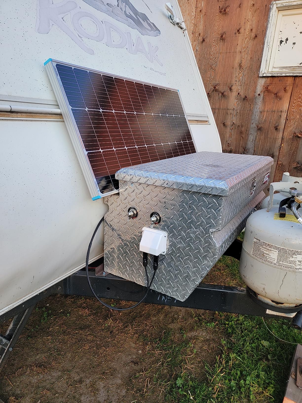 $45/mo - Finance Renogy 200 Watts 12 Volts Monocrystalline RV Solar ...