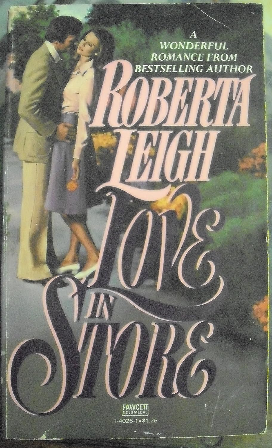 LOVE IN STORE: Amazon.co.uk: Leigh, Roberta: 9780449140260: Books