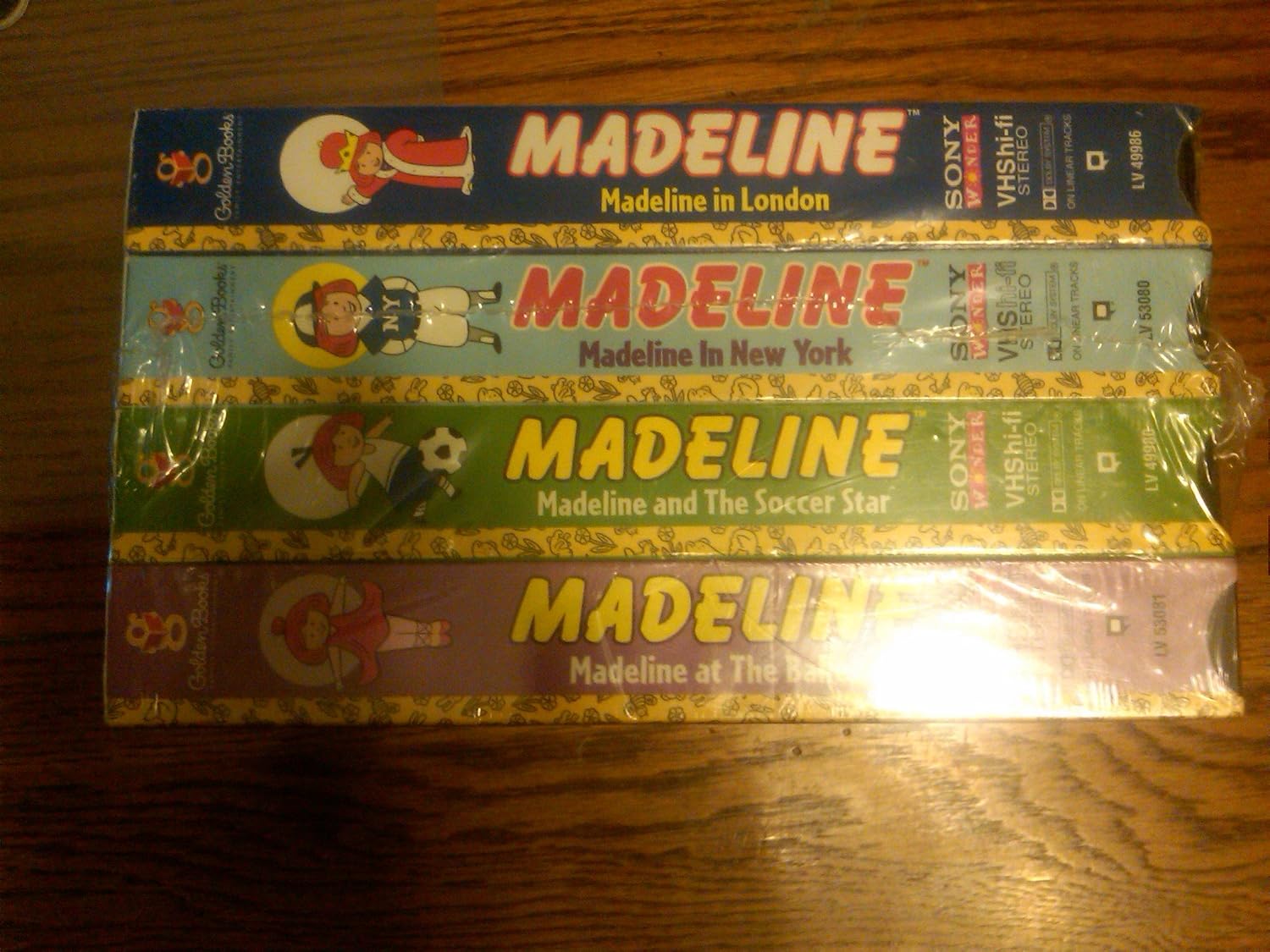 Amazon.com: Madeline 4 Pack Set: Madeline in London, Madeline in New ...