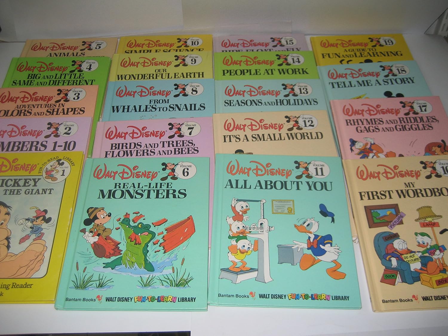 Walt Disney Fun-To-Read Library Complete 19 Volume Set | Amazon.com.br