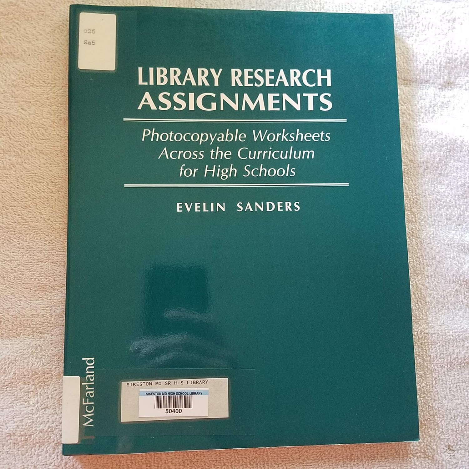 Amazon | Library Research Assignments: Photocopyable Worksheets Across ...