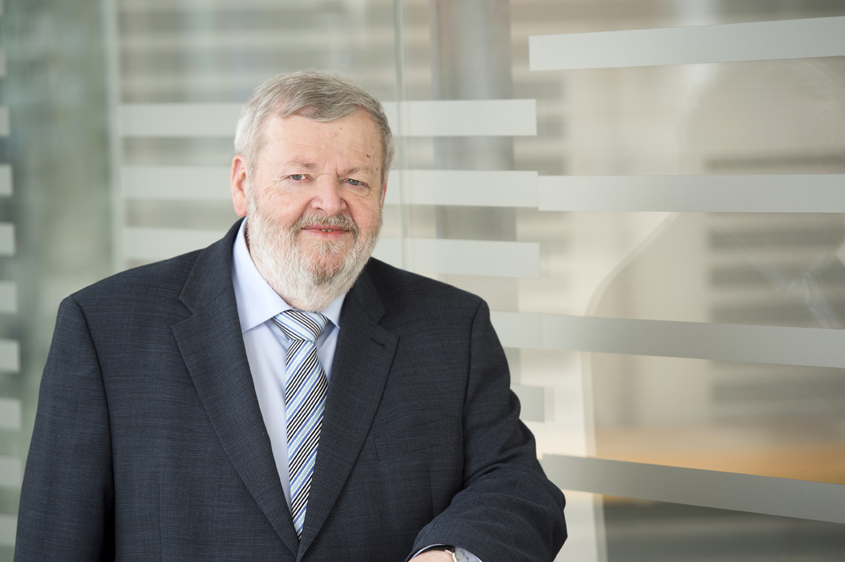 Amazon.de: Hans Hopf: Bücher, Biographie, neuestes Aktualisierung