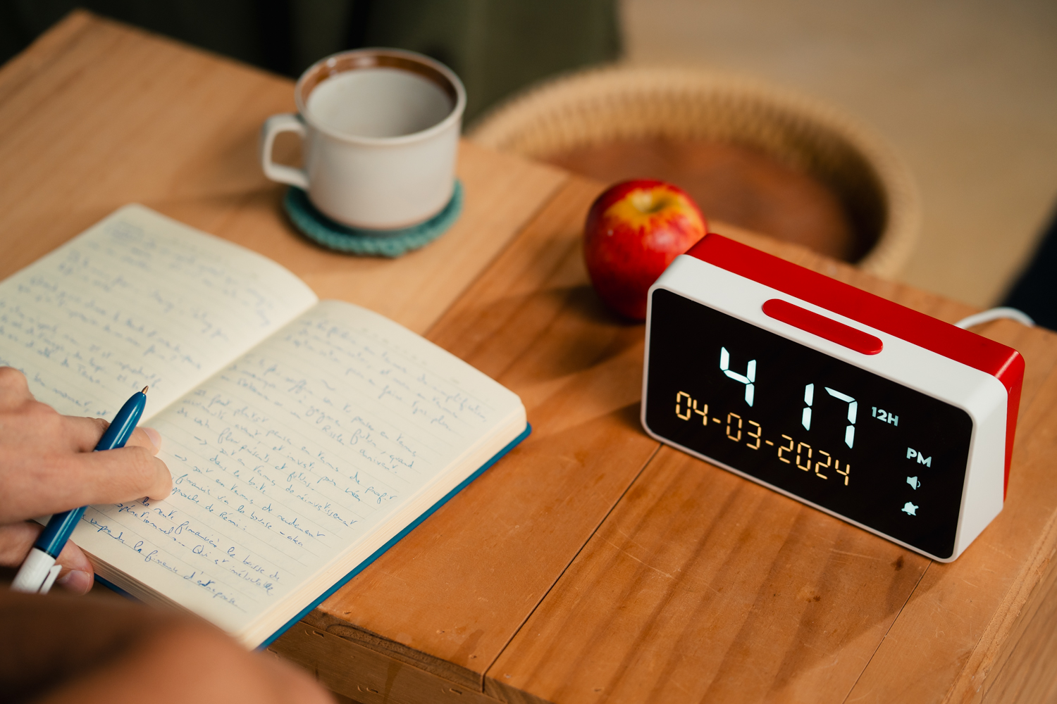 Watch Talking Alarm Clock Demonstration on Amazon Live