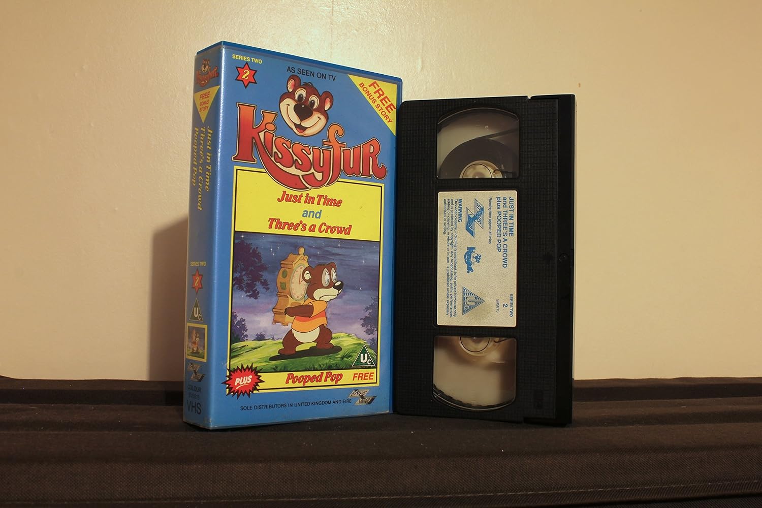 Kissyfur - Just in Time/ Three's a Crowd/ Pooped Pop [VHS] : Amazon.co ...