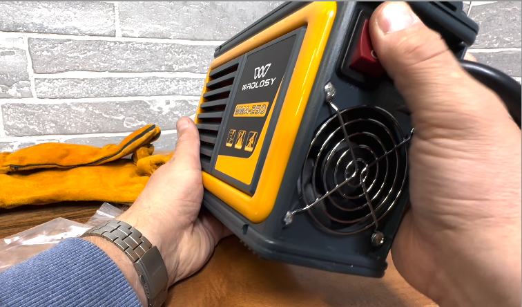 Watch Closer look at Portable Welding Machine on Amazon Live