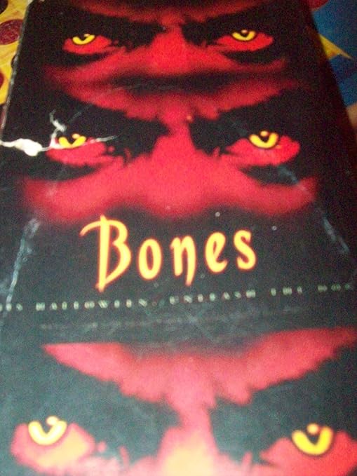 Amazon.com: Bones [VHS] : Snoop Dogg, Pam Grier, Michael T. Weiss ...