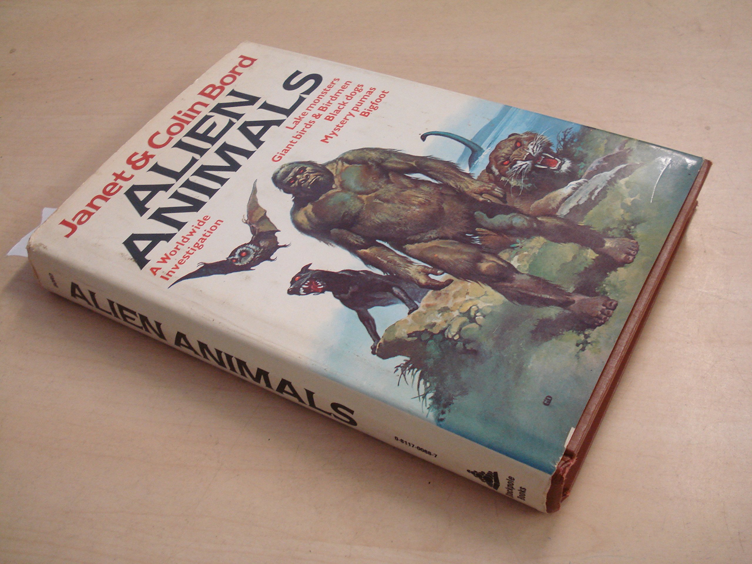 Alien animals: A Worldwide Investigation - lake Monsters, Giant Birds ...