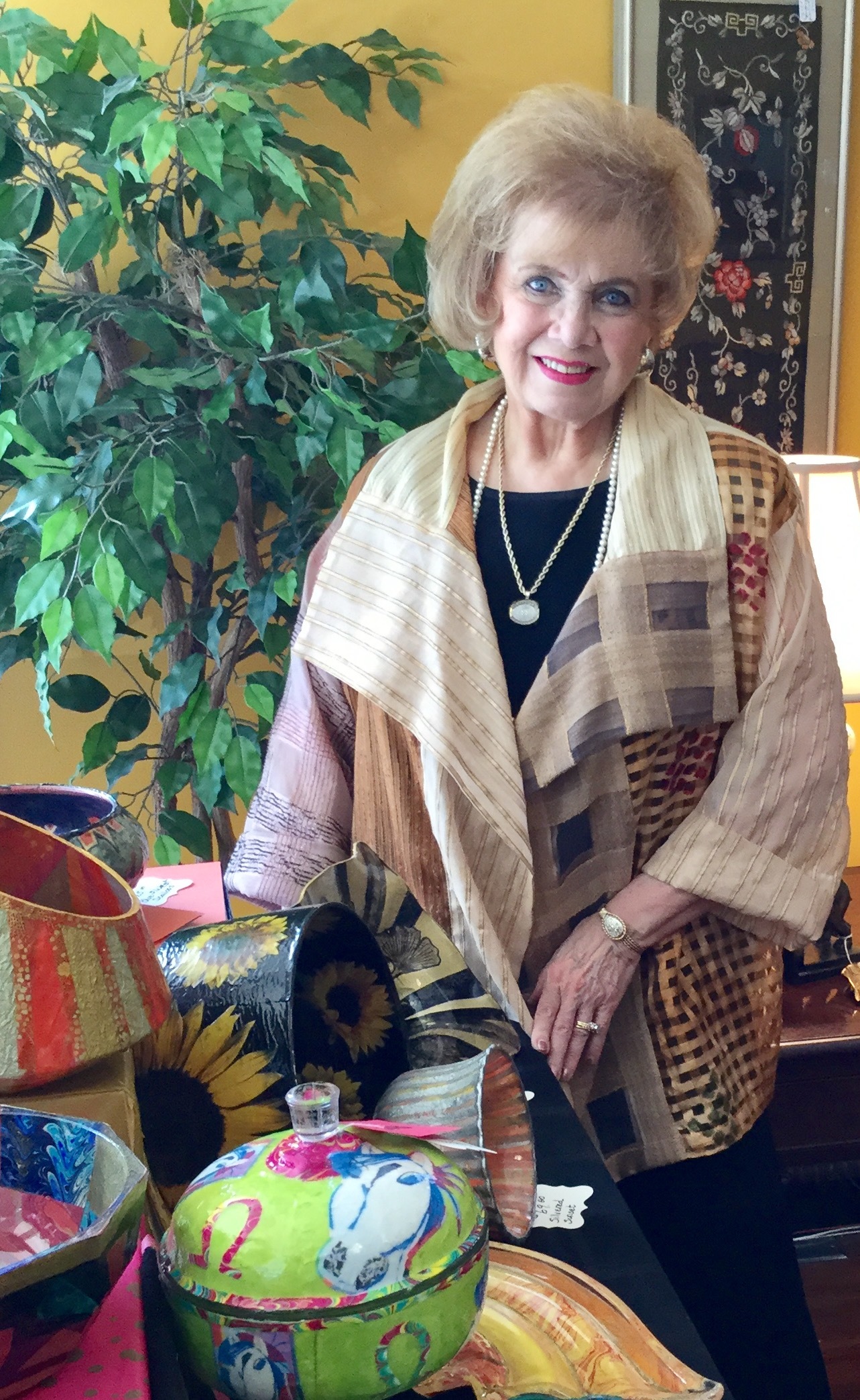 Amazon.com: Kay Collier McLaughlin: books, biography, latest update