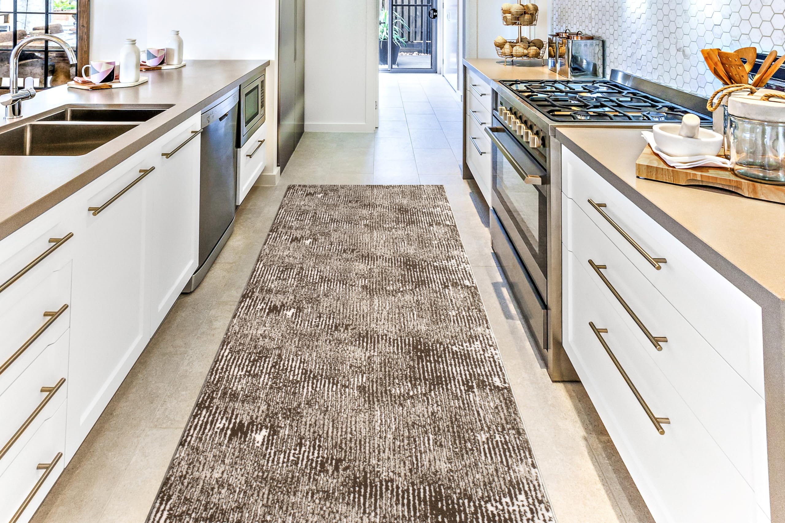 Amazon.com: Machine Washable, Non Skid PVC Backing, Abstract Pattern ...