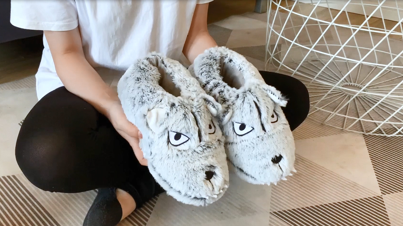 Watch Vonair Boys Wolf Slippers on Amazon Live