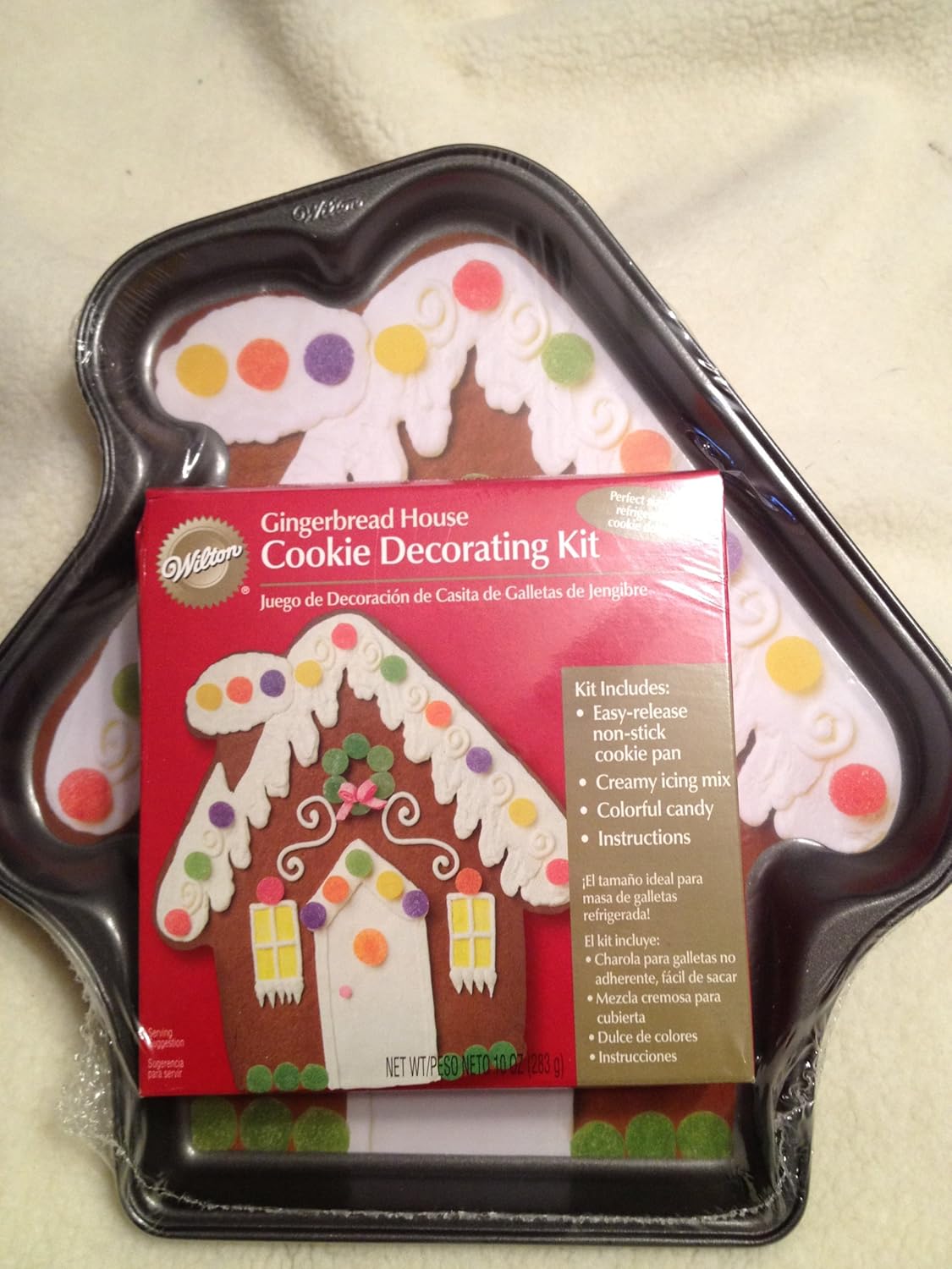 Amazon.com: Wilton Gingerbread House Cookie Decrating Kit: Novelty Cake ...