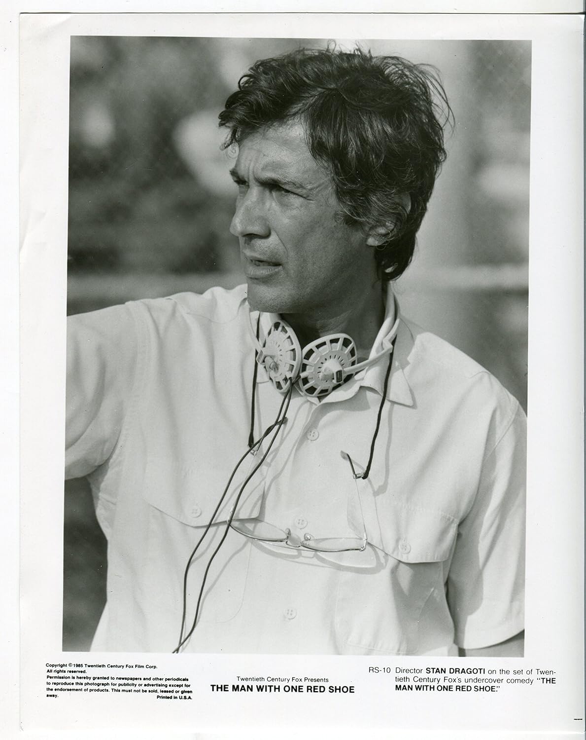 MOVIE PHOTO: Man With One Red Shoe-Director Stan Dragoti-8x10-B&W-Still ...