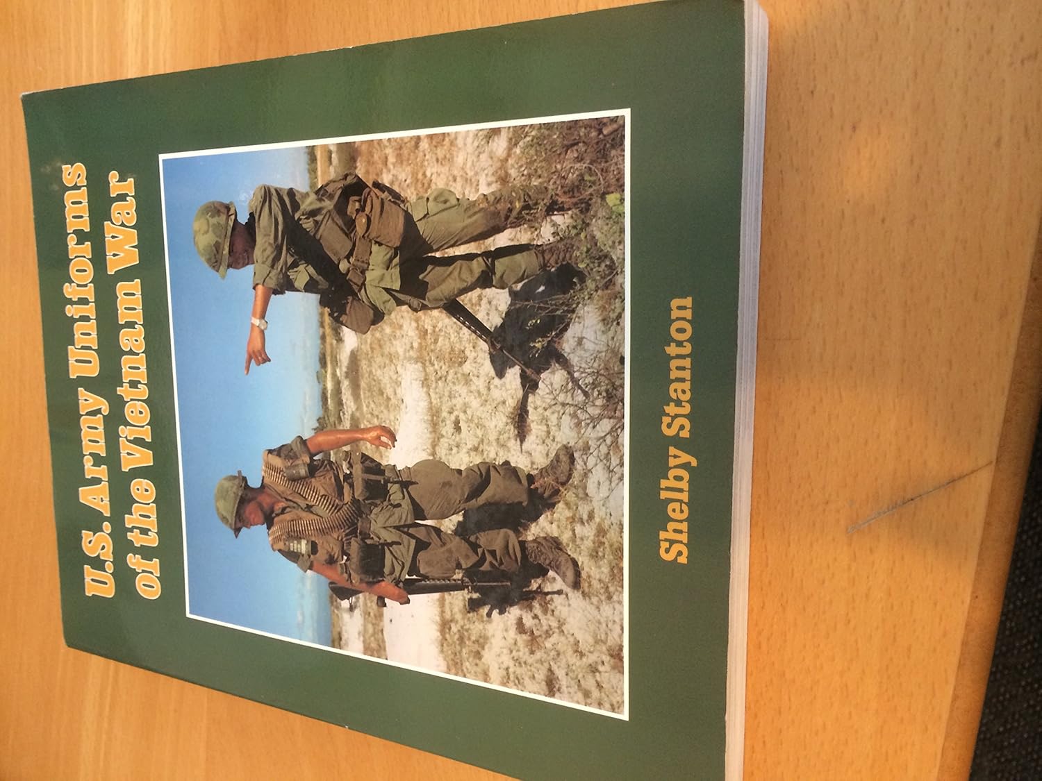 U.S. Army Uniforms of the Vietnam War: Shelby Stanton: 9780811725842 ...