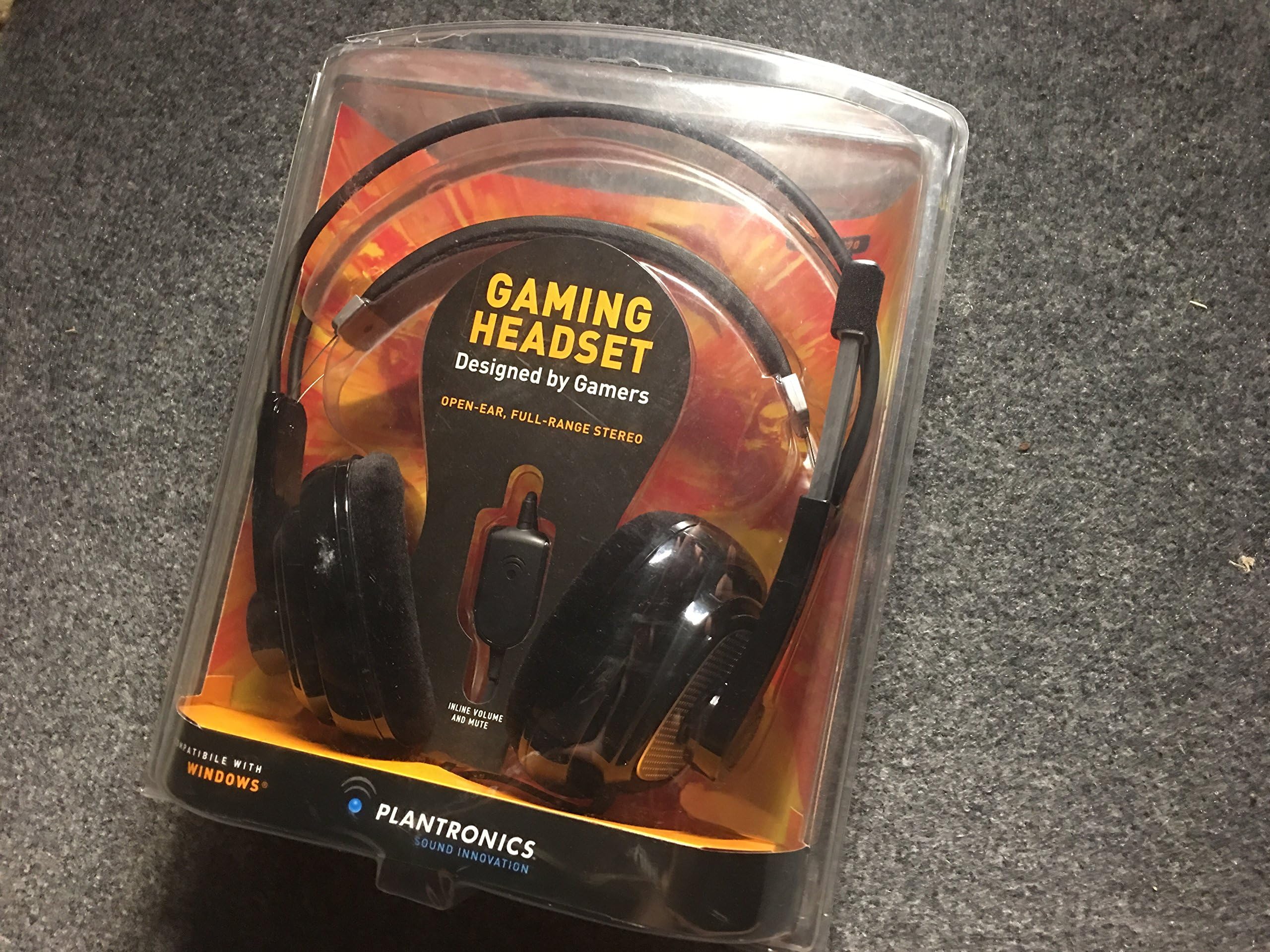 Amazon.com: Plantronics GameCom 367 Closed-Ear Gaming Headset : Electronics