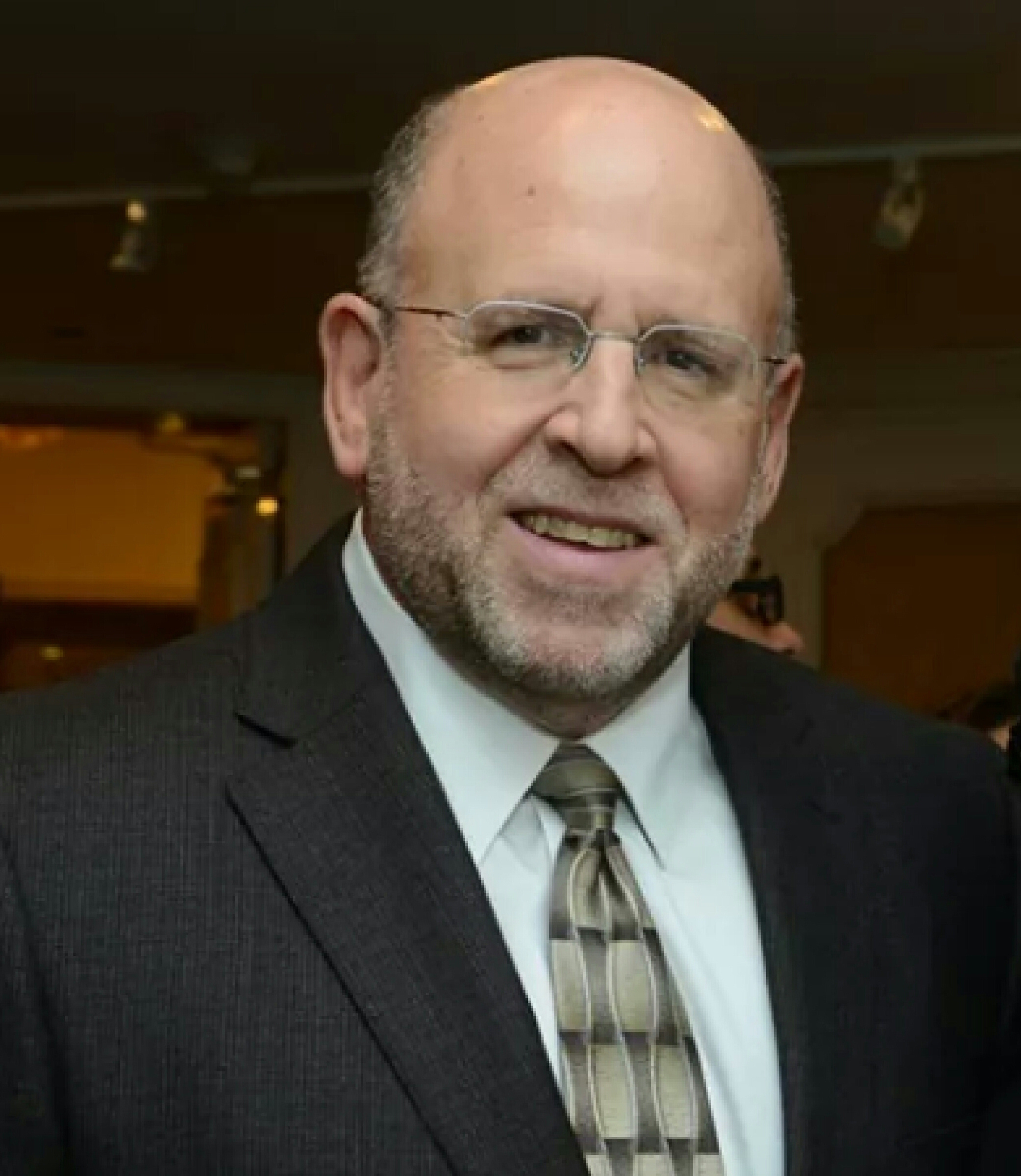 Amazon.com: Andrew Malekoff: books, biography, latest update